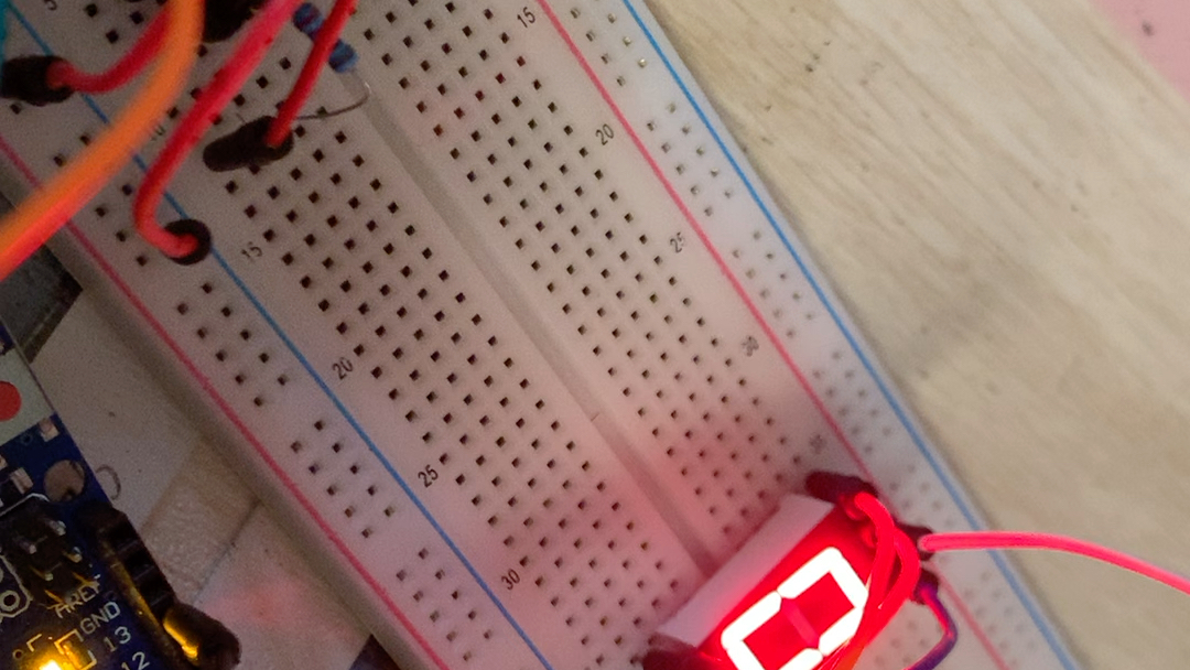 按键计数(电工基地)