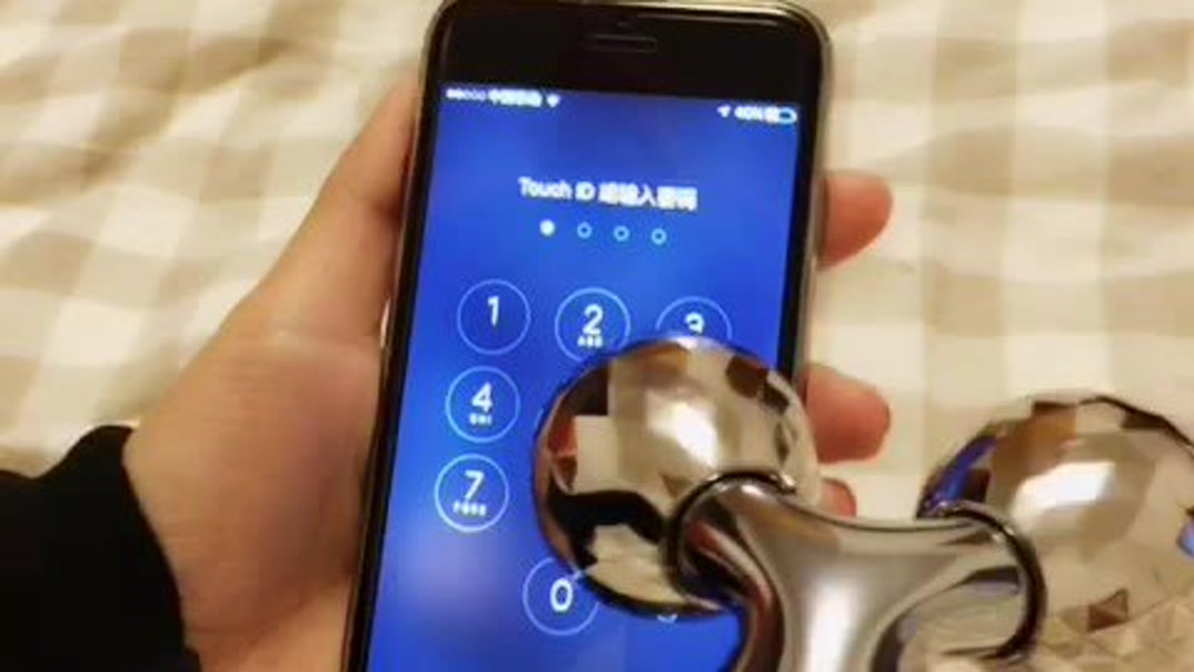 录一个鉴别Refa真假的视频因为Refa的微电流实在是太弱几乎感觉不到!