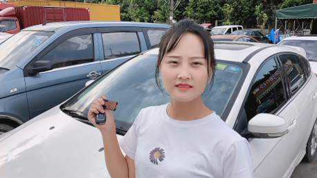 重庆朋友专门来成都买车,晚上11点才到,还得赶回去上班,辛苦了