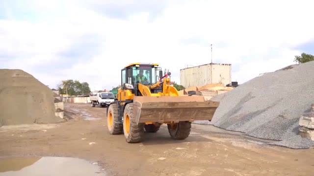 糟糕,我的铲车坏掉啦,赶紧请工程师来帮我维修吧,挖掘机,工程车,儿童...