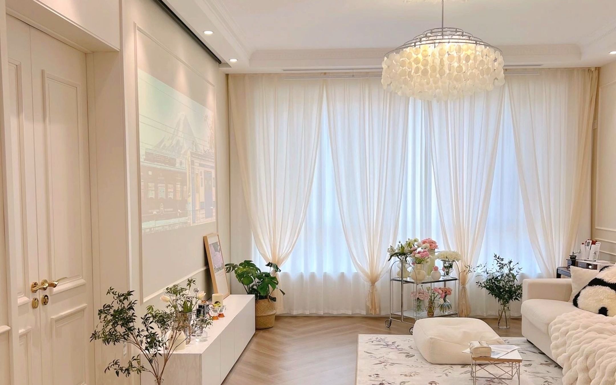 小户型真的别错过法式风,双开门的设计像推开城堡大门,少女心爆棚!