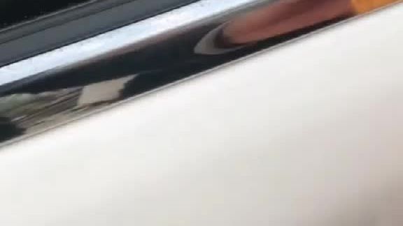 不小心刮了一血,弄点划痕蜡自己搞定。效果还不错!【来自懂车帝车友...
