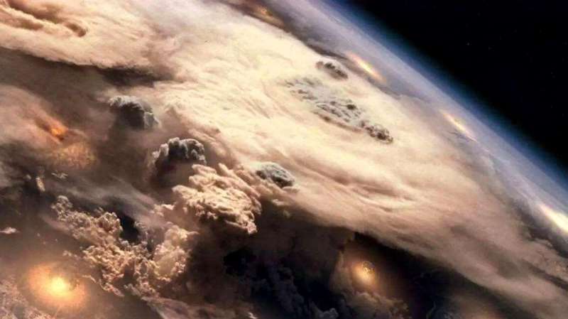 12万米高空引爆核弹会怎样?苏联做了一次实验,损失不是一般惨