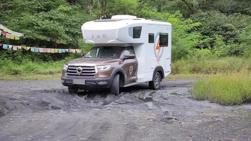 最新款长城炮房车全网首测,布局大变样能睡更多人