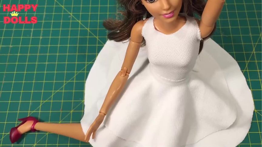 简易DIY,娃娃衣服不缝不粘}快乐娃娃}芭比工艺品