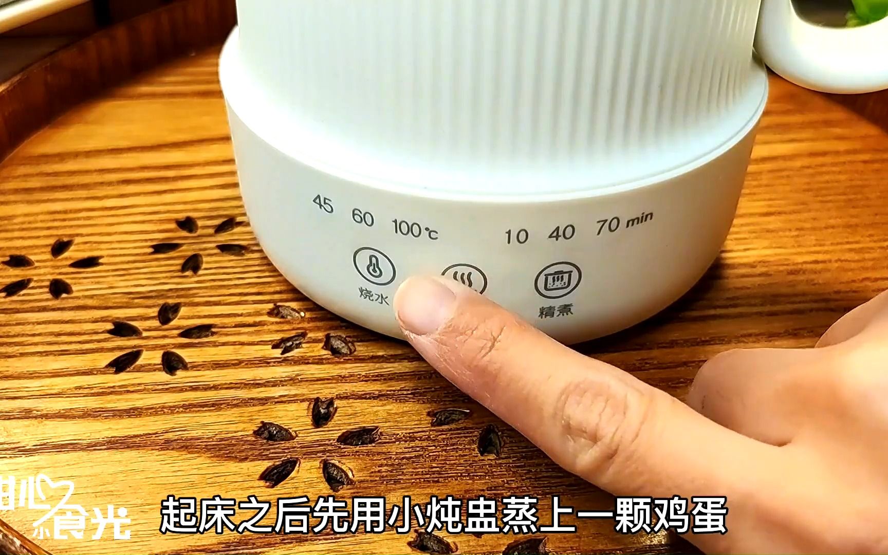 减脂期黑咖啡的美味喝法,黑咖啡燕麦牛奶,15分钟搞定上班族早餐