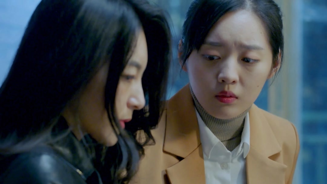 《花与罪》母亲被继父长期家暴,刘小青吐露悲惨成长经历