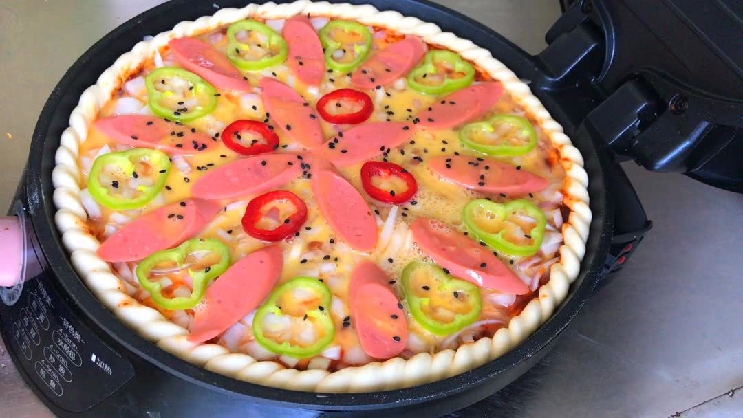 家常版披萨,5块钱成本都不到,外酥里软,比买的还正宗!