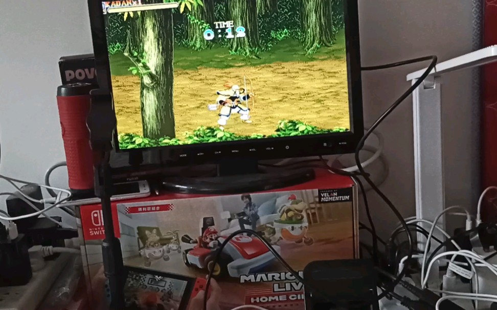 黄忠的三连箭,虽然能发三连箭,但我手指按键按的太累了。