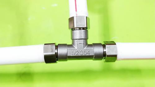 三通活接头每个方向都有螺纹,怎么接PPR水管?教你一招轻松解决