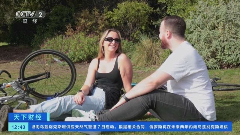 [天下财经]英国:气温明显偏高 伦敦人直呼“夏天回来了”