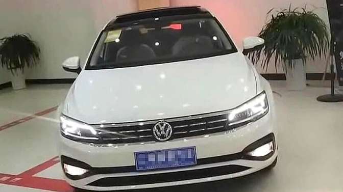 顶配大众凌渡来了,看完外观和中控配置,这车真想有一辆啊
