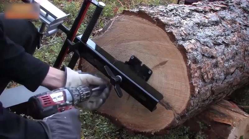 外国牛人这么砍伐大树枝,强迫症的我看了一遍又一遍