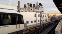 日本的东京单轨电车 这个跟重庆的轻轨很相似啊 是不是在重庆学的?