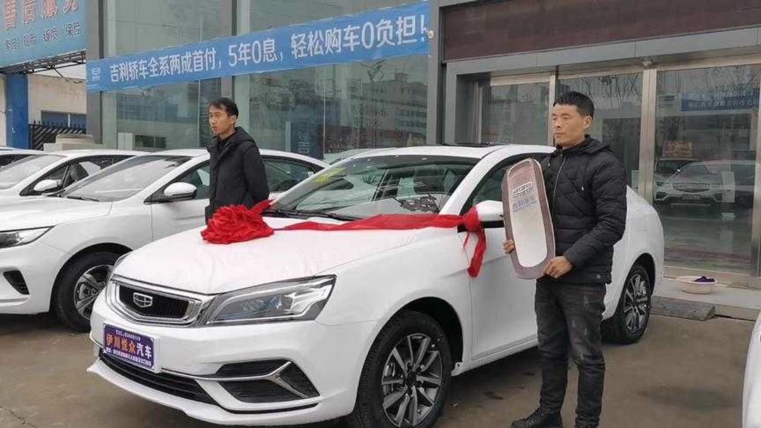 农村大哥买的吉利帝豪,自动挡70000多,国产轿车销量冠军,好车