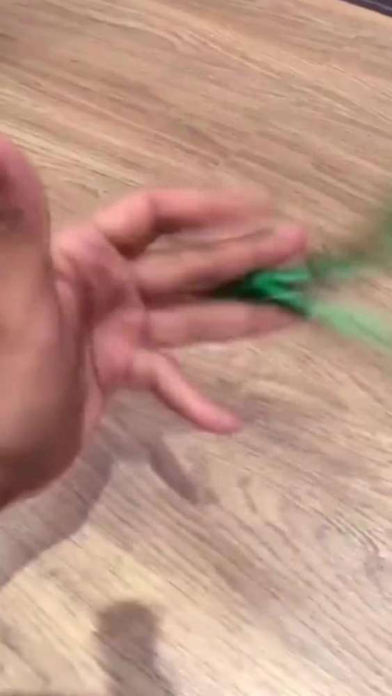 普通笔也能转的飞起,最后有慢动作解析大家能给我的转笔绝