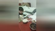 孩子感谢有你,让我这么幸福。