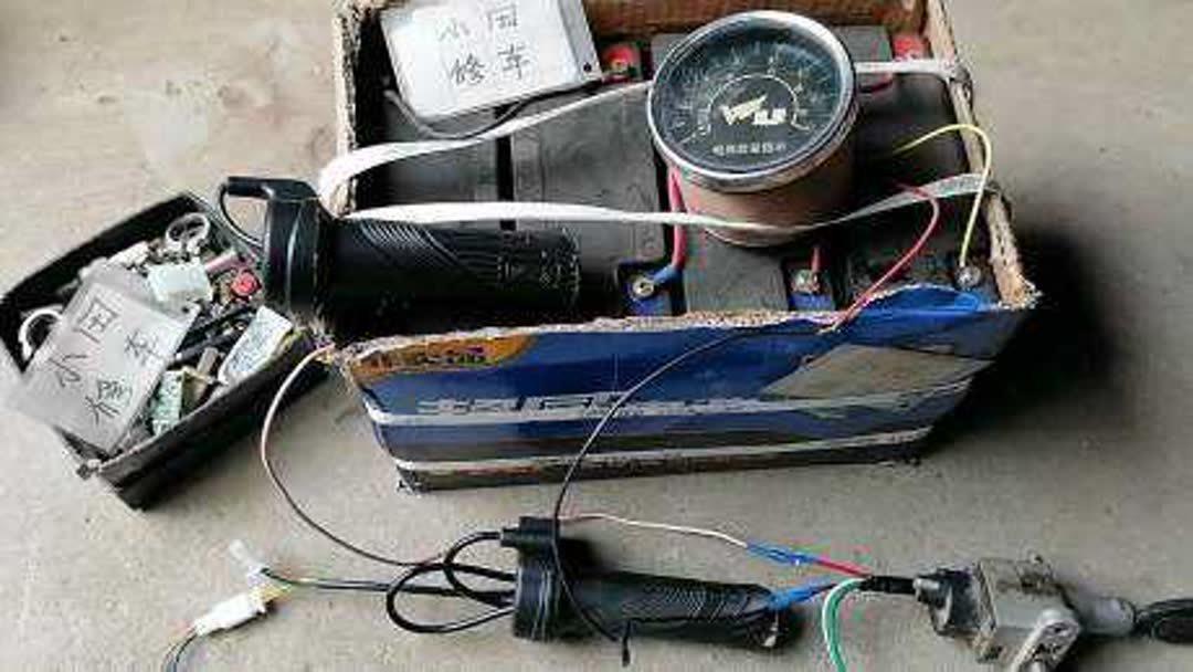 电动车可以加装一个熄火开关或者刹车断电开关,让行车停车更安全