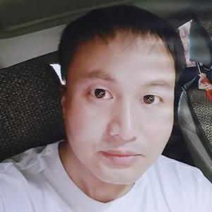 龙悦昂 
