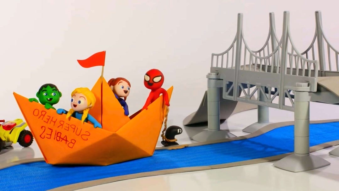 橡皮泥动画 艾莎公主带小伙伴坐船去度假