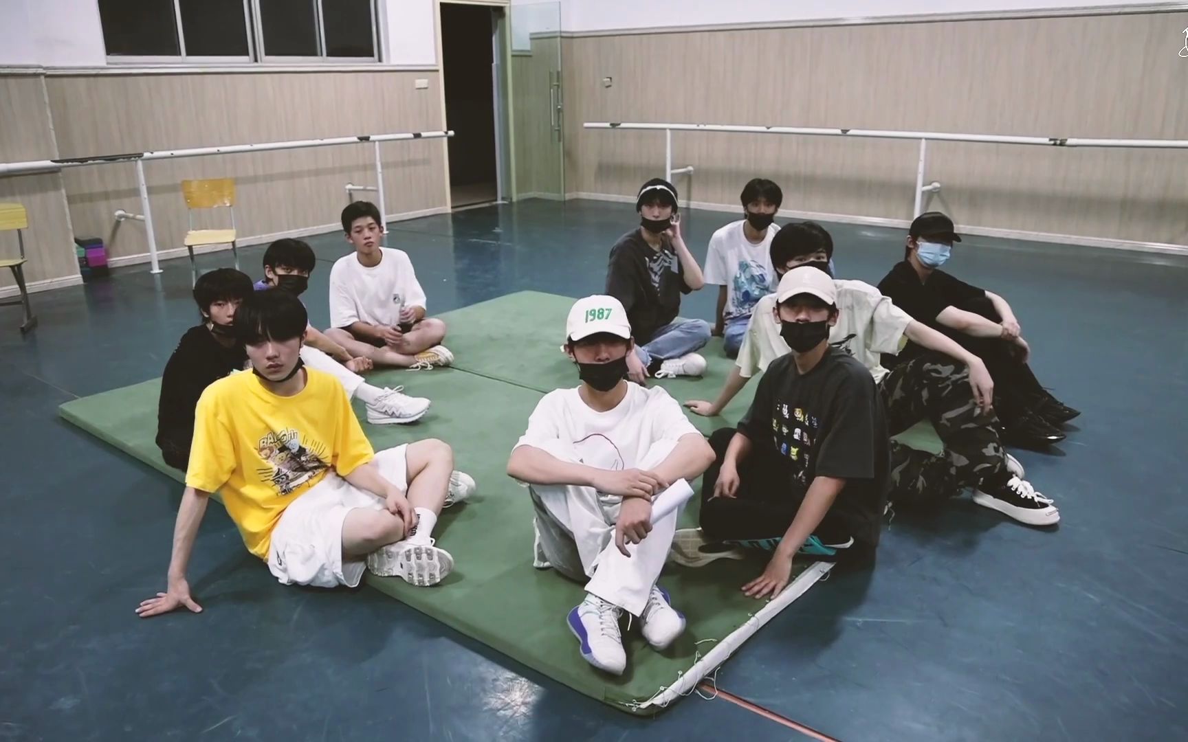 张泽禹cut之20220812《2022TF家族夏季运动会纪录片——凝聚》