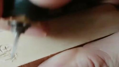 用雕刻工具都能写出这么漂亮的字体,真是厉害