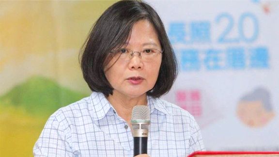 事情越闹越大后,岛内民众真的怒了,超5万人高喊“蔡英文下台”