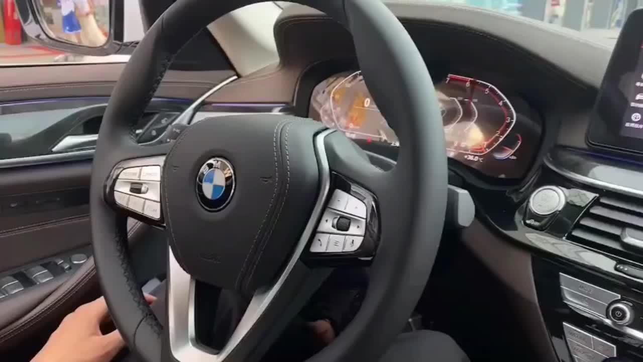 21款宝马五系安装道可视数字版一体机夜视王