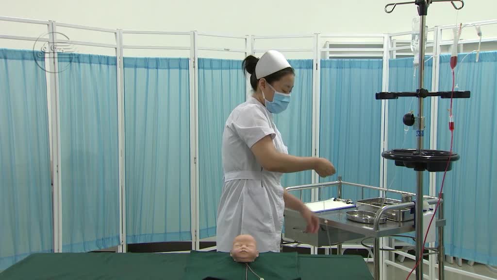 33.头皮静脉穿刺