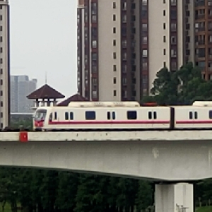 来自KGB的达瓦里氏 