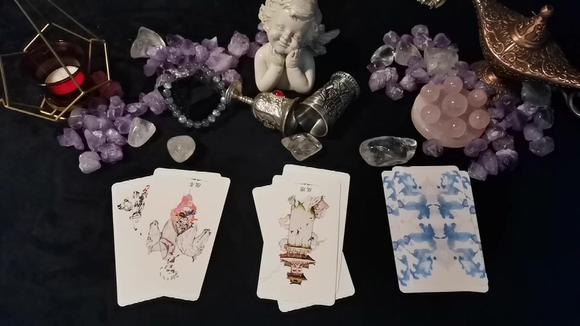 塔罗占卜,心里想着一个人的名字,看看Ta对你的想法是什么?