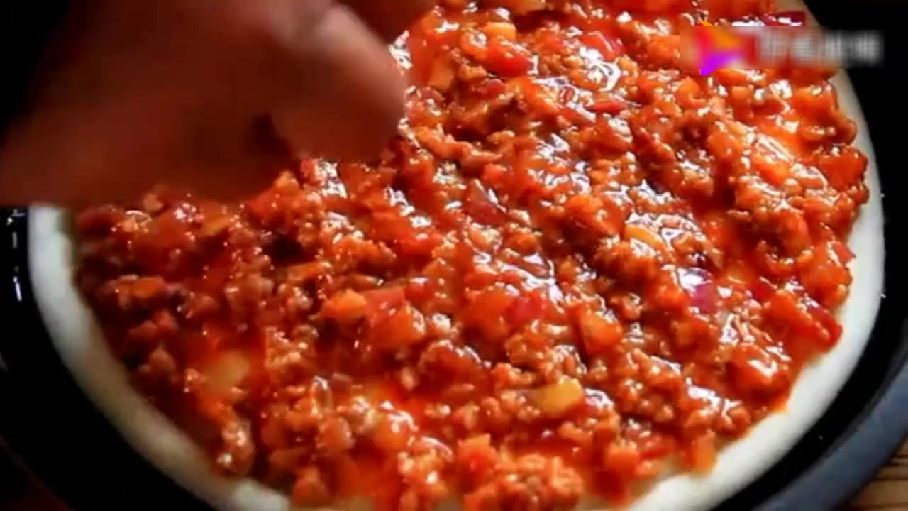 自制烤披萨,简单美味色香味俱全,在家就能做