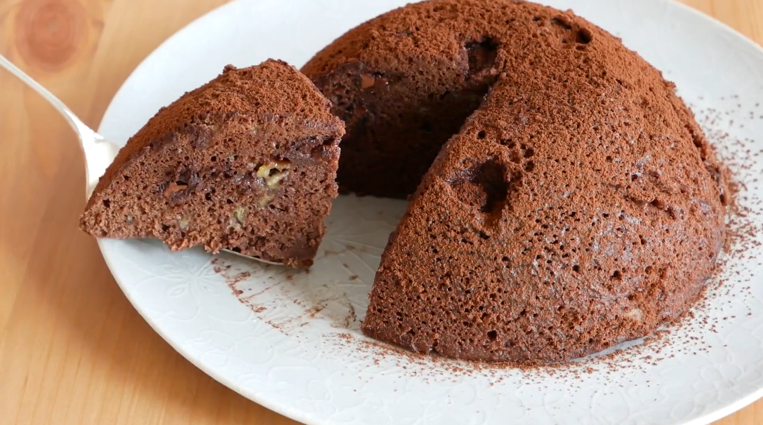 简易美味的无鸡蛋版香蕉巧克力蛋糕,用微波炉就能做的蛋糕