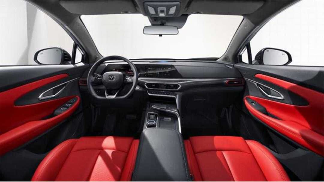 兼具极致性能与品质安全,长安UNI-T凭硬实力成为市场宠儿