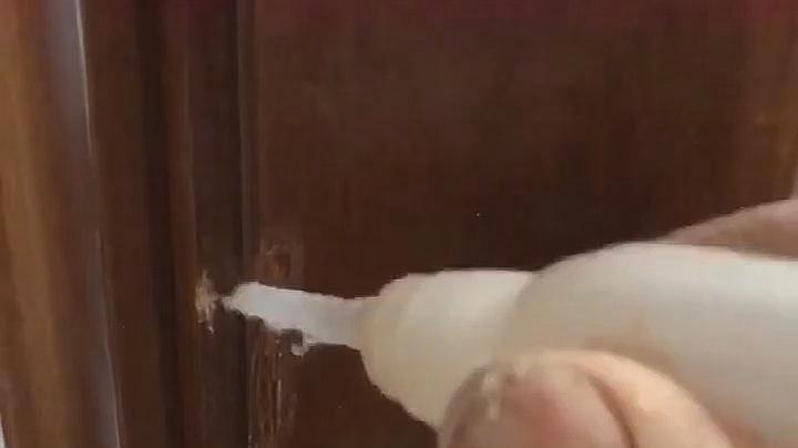 这些你见过吗,教你维修木门,以后不用花钱找人修了!