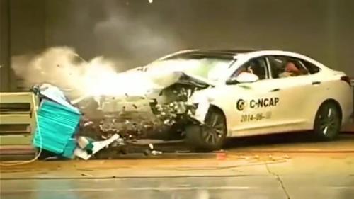 现代名图正碰撞测试,碰撞还满意吗?