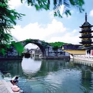山长水远 