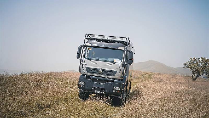 中国重汽汕德卡越野房车南京车展杨桃讲评