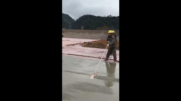 压花(模)地面施工