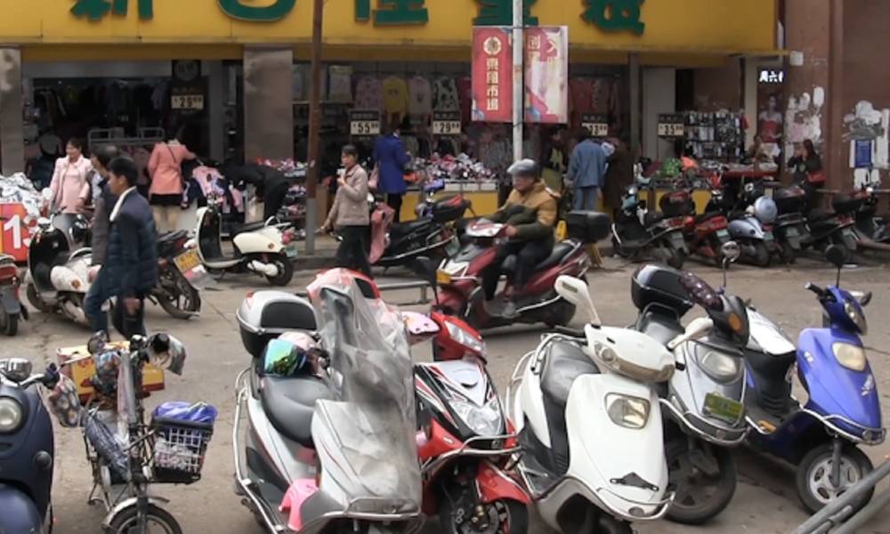 为何大量的广西打工仔都是骑摩托车返乡,而不是坐火车?