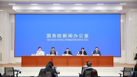 中国大力推动可再生能源跨越式发展 开发利用规模稳居世界第一