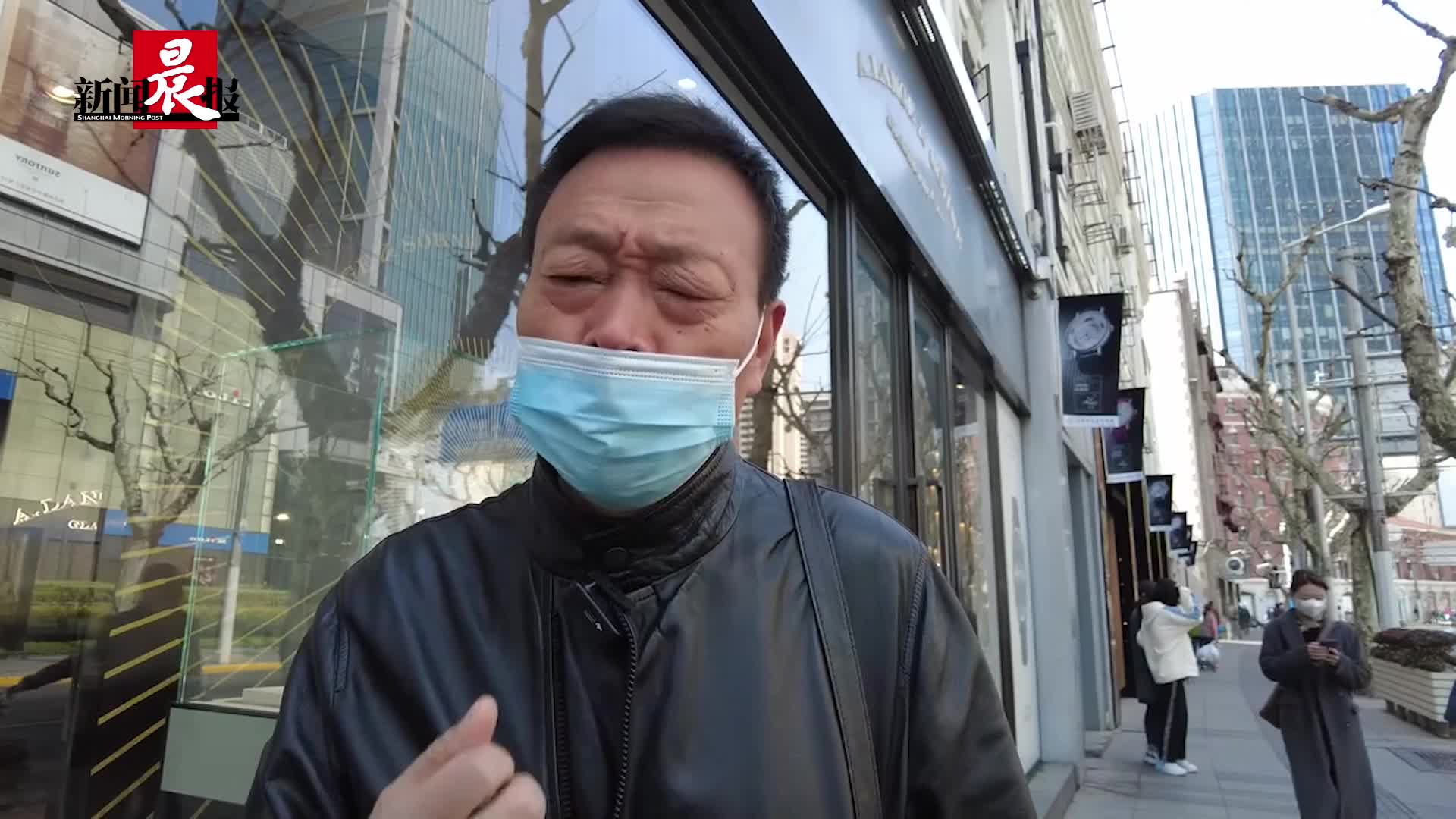 手表保养后表冠上链回旋消费者要求解决,朗格却擅自换上了其它型号...
