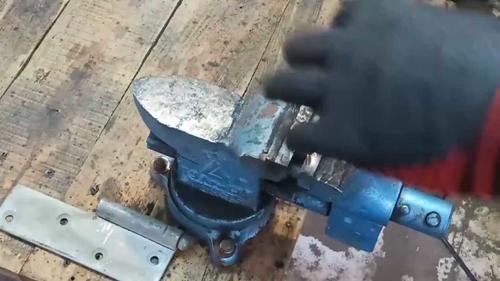 这个家伙想把角磨机怎么改造,谁能想到呢?