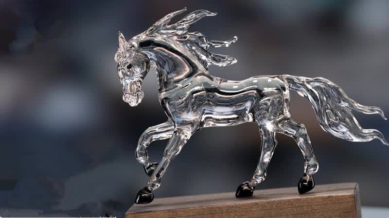 常见的玻璃雕塑是怎么制成的?长知识了!