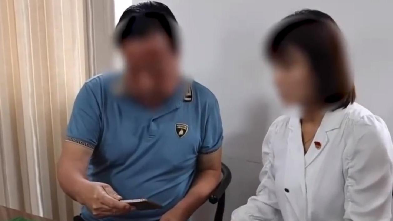 央视曝光投票骗局:老板花20多万刷票排名却越来越靠后