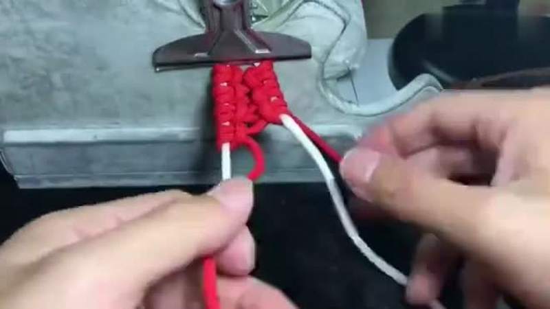 包硬币必学双排雀头结慢动作教程,手工编织红绳手链中国结法,新手