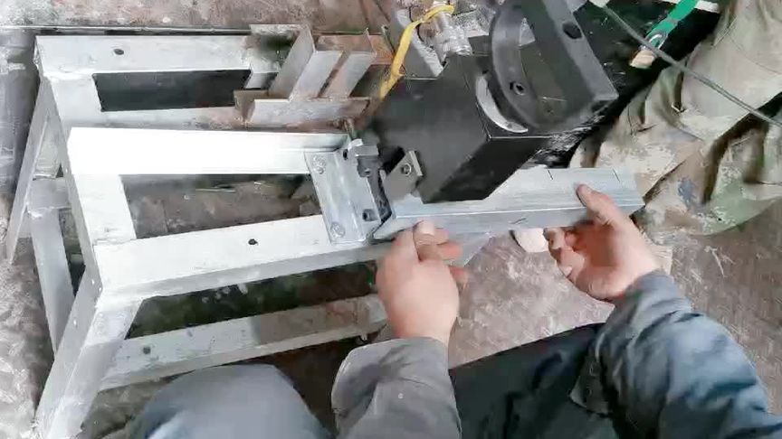 ߔ�小型角铁冲孔机/适合干挂石材/消防等,߈�️没有划到的朋友