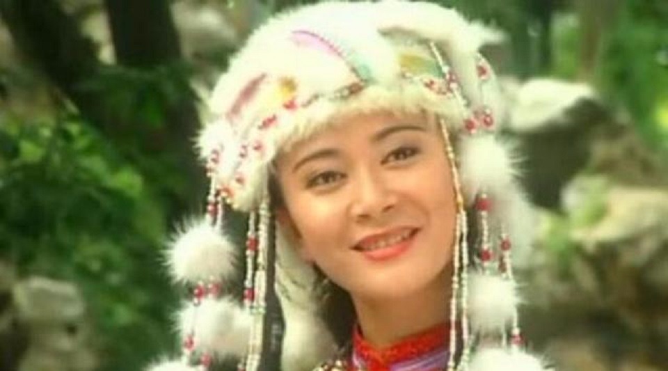 40岁塞娅公主张恒,如今大变样,长得越来越像宋丹丹!