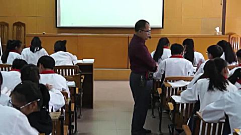 [配课件教案]6.高中数学必修一《2.1.1指数与指数幂的运算》广西省...