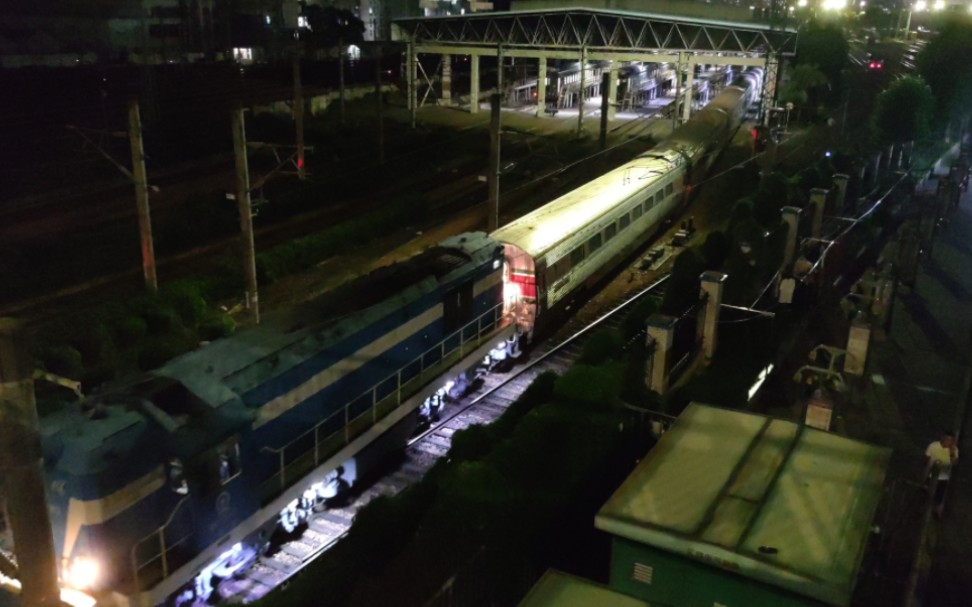 【25C客车】活久见!DF5-1383牵引全路最后的25C型客车离开笋岗站